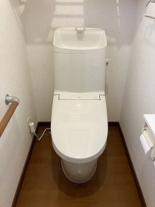 便座が自動開閉できるLIXIL『アメージュシャワートイレ（Z6）』に交換 ｜ 株式会社クサネン｜滋賀県草津市